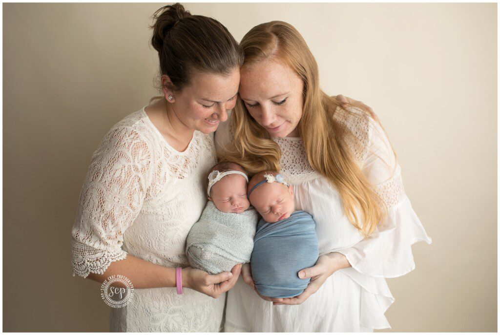 Twin Girl Baby Pictures | Orange County Newborn Photographer | Anaheim ...