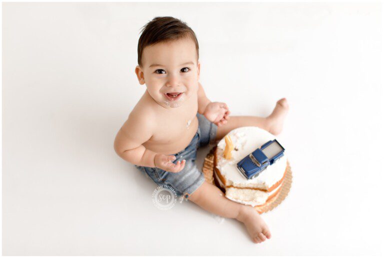 Boy Cake Smash Ideas- Chevy Truck Smash | Orange County Newborn ...