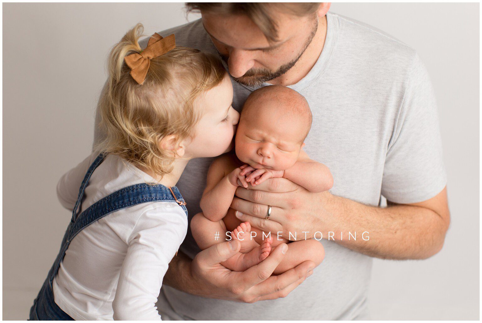 Parent Posing Tips and Tricks for Newborn Sessions | Orange County ...
